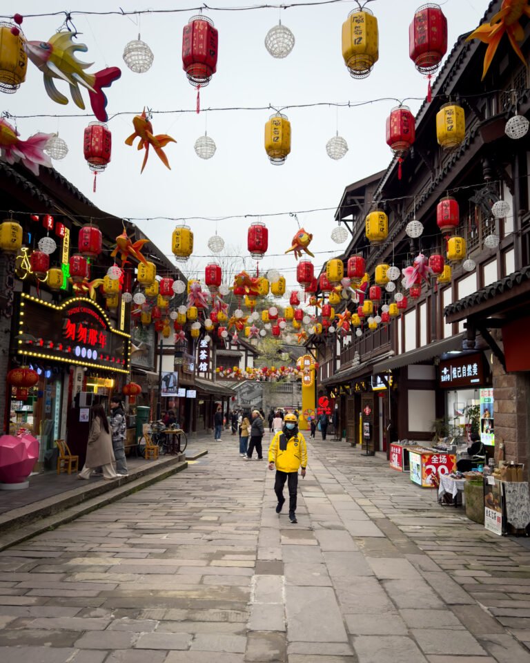 What to Do in Chongqing: Complete Guide to Exploring the 8D City